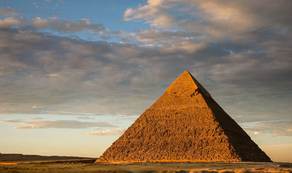Alignment method of the Great Pyramid to cardinal points could be ...
