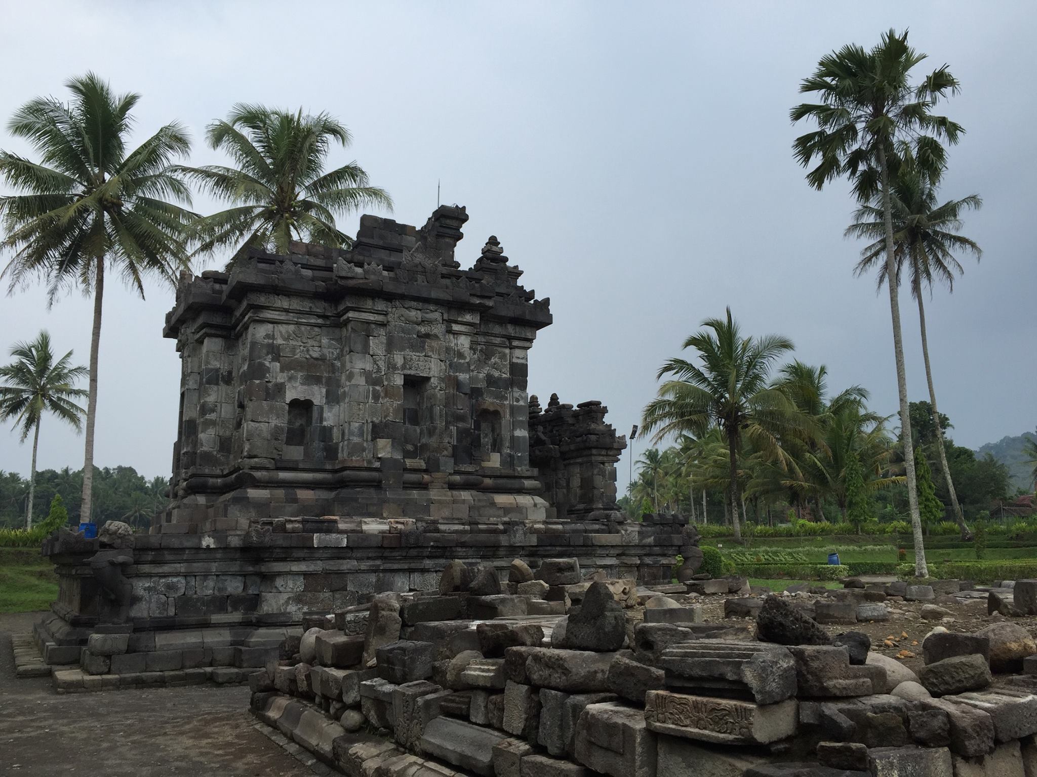 Monuments from Magelang, Central Java, Indonesia – Novo Scriptorium