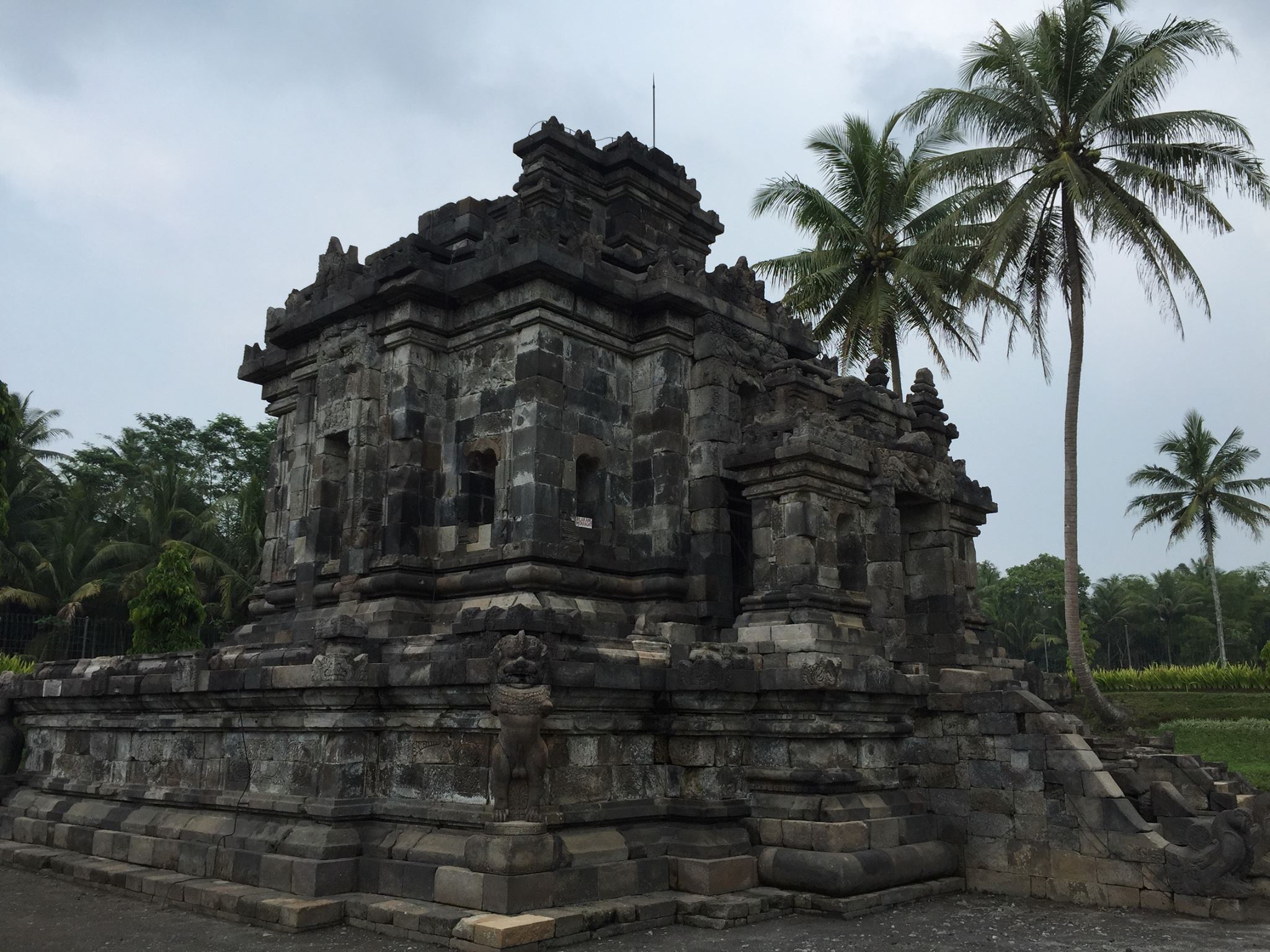 Monuments from Magelang, Central Java, Indonesia – Novo Scriptorium