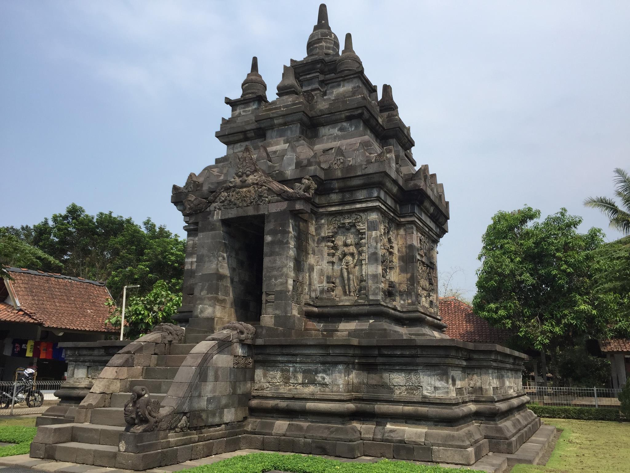 Monuments from Magelang, Central Java, Indonesia – Novo Scriptorium
