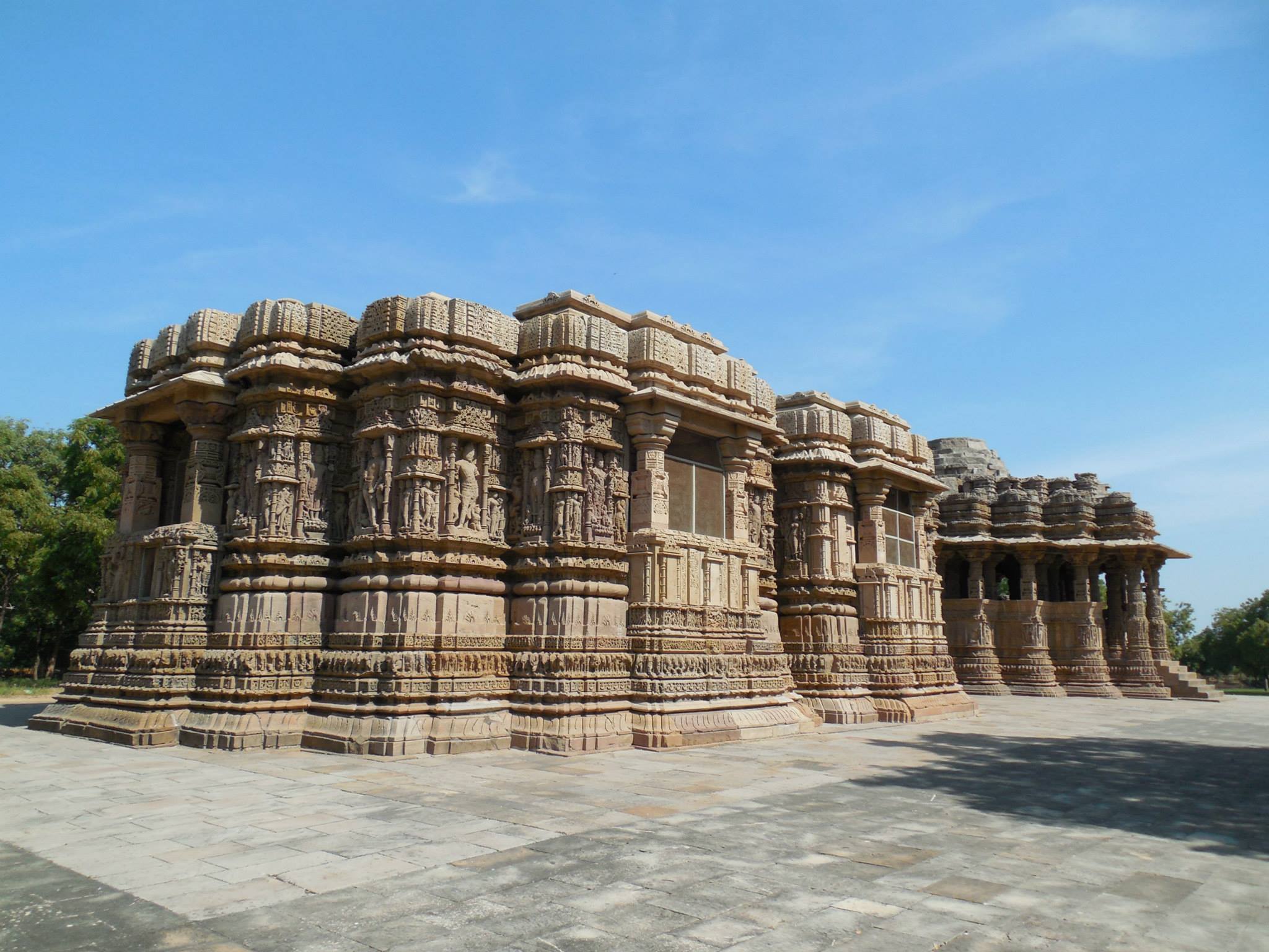 The impressive Surya Mandir (Sun Temple) at Gujarat, India – Novo ...