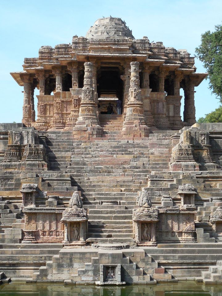 The impressive Surya Mandir (Sun Temple) at Gujarat, India – Novo ...